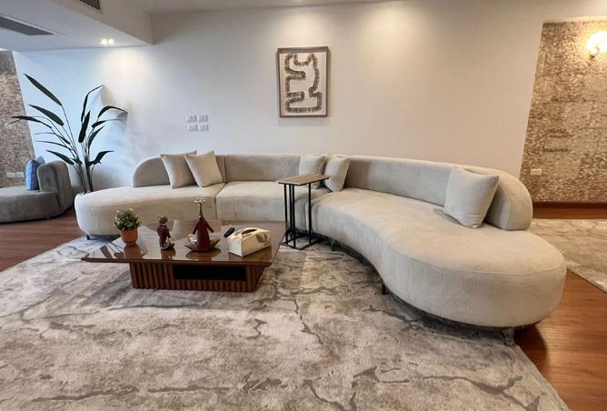 Rent in Abd Al Aziz Aal Seoud St.: Luxury First-Use Furnished Hotel Apt ...