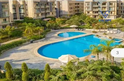 Properties for sale in One Golden Square Mall - 20 properties for sale ...