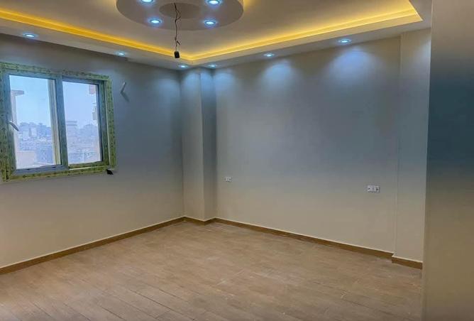 للايجار في شارع الدكتور محمود صالح ابو زيد: شقه للايجار علي محور شينزو ...