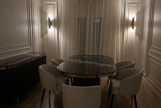 Sale in Mountain View Hyde Park: Penthouse For Sale With Kitchen ...