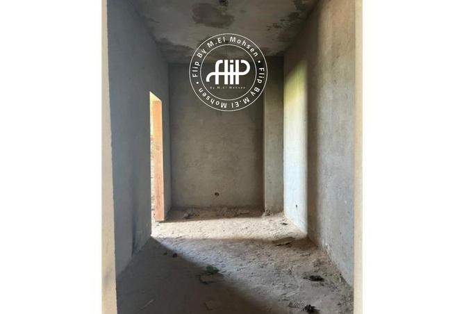 Sale in New Giza: First Row Golf Villa For Sale In District One ...