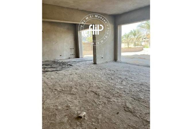 Sale in New Giza: First Row Golf Villa For Sale In District One ...